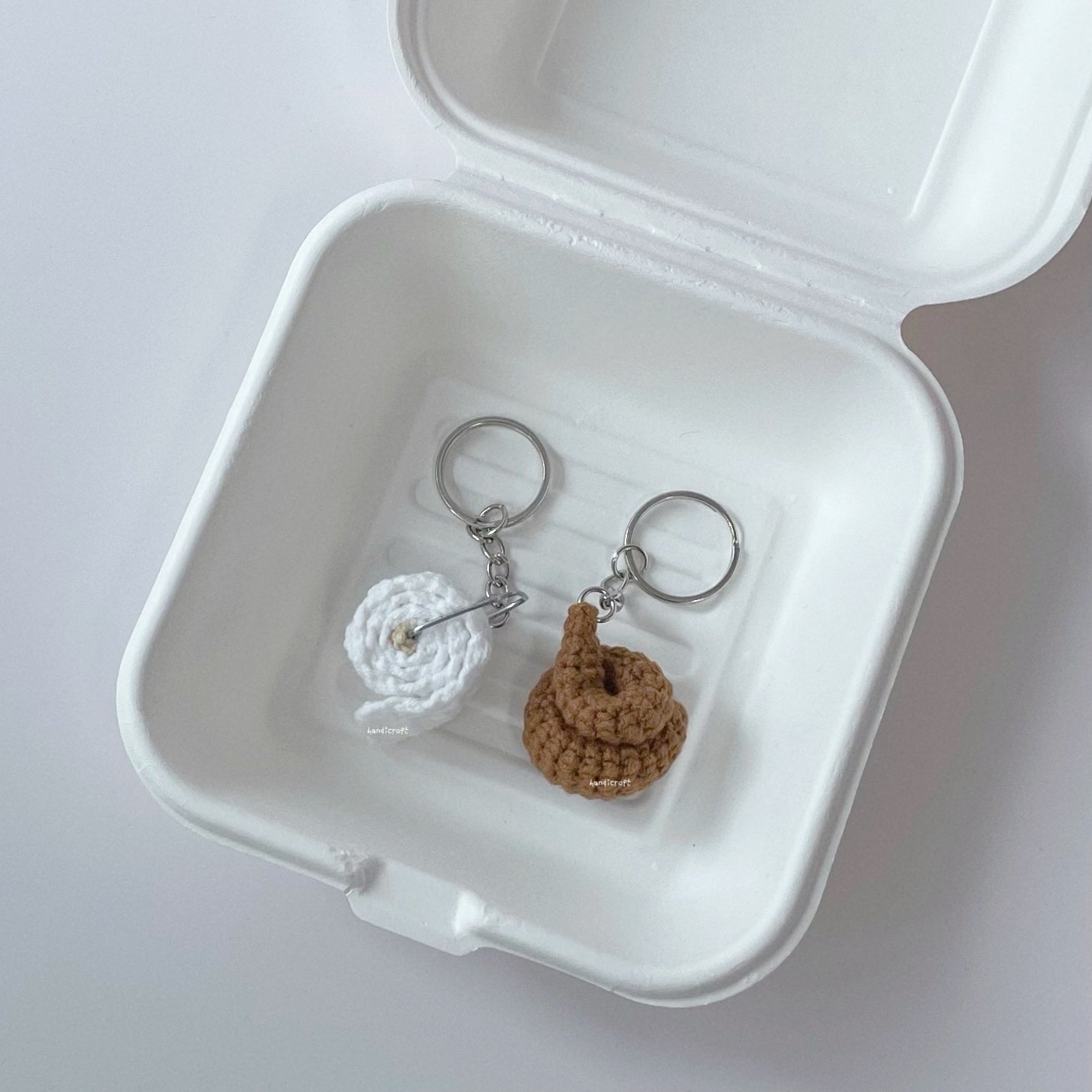 handicroft handmade crochet mini poop & toilet paper amigurumi keychain